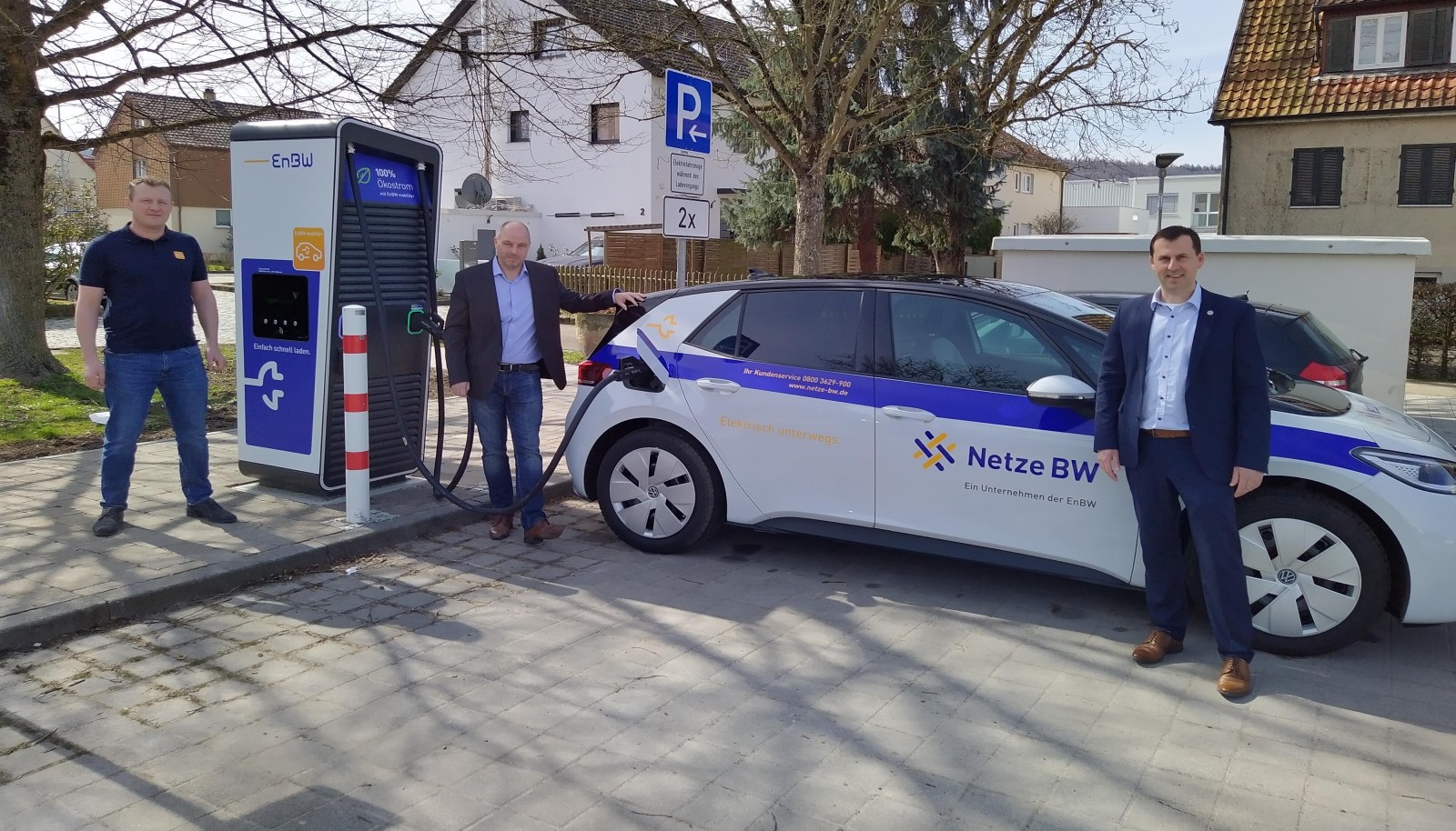 Inbetriebnahme der neuen EnBW-Schnellladesäule Winterbach | EnBW Inbetriebnahme der neuen EnBW-Schnellladesäule Winterbach | EnBW
